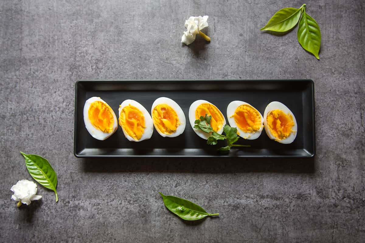 How To Make A Perfectly Shaped Soft Boiled Eggs - Neon Nettle